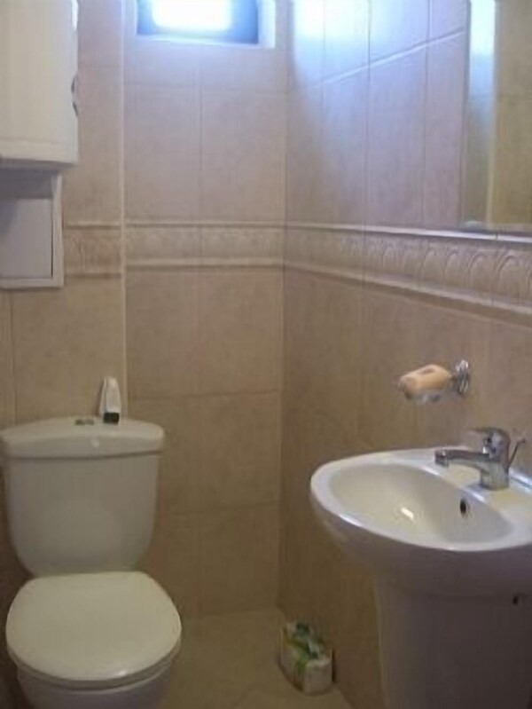 Apartment With Pool, Restaurant & Sea Views - Bulgaria