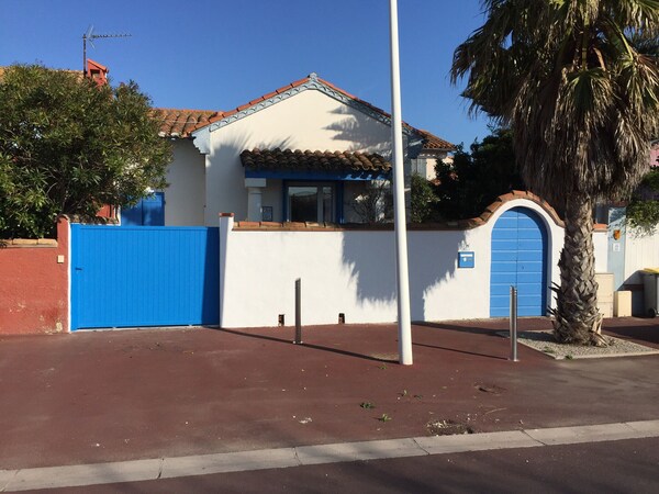 Can Sol Cosy And Comfortable Villa Canet Plage - Everything Within Walking Distance - Sainte-Marie