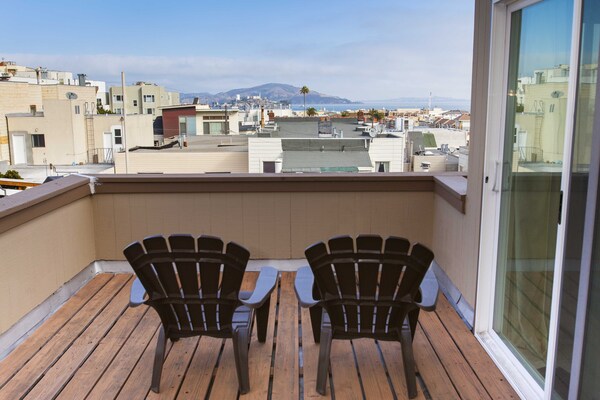 Russian Penthouse Hill Panoramic Views Decks By North Beach Fishermans Wharf Nob - Russian Hill - San Francisco