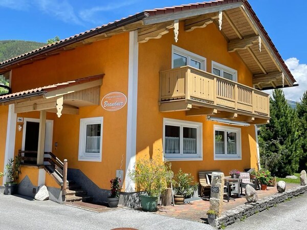 Ferienhaus/4 Od. Mehr Schlafr./dusche,wc - Appartements Und Ferienhaus Brandner - Pass Thurn