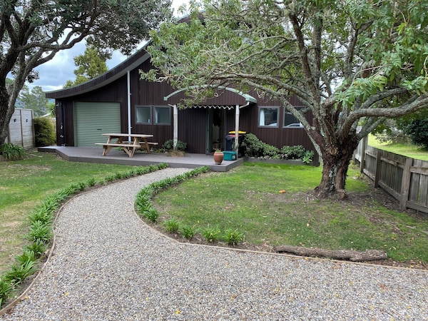 Family Friendly Estuary Front Beach House - Pauanui