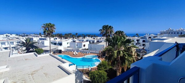 Sunny And Comfy Appartment In A Residencial Development Near The Sea - Lanzarote