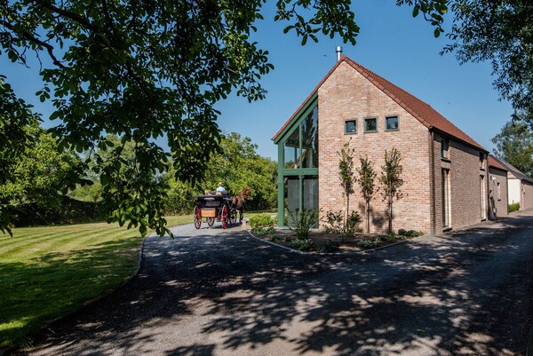 Schönes Geräumiges Ferienhaus Im Naturschutzgebiet In Brügge - Brügge