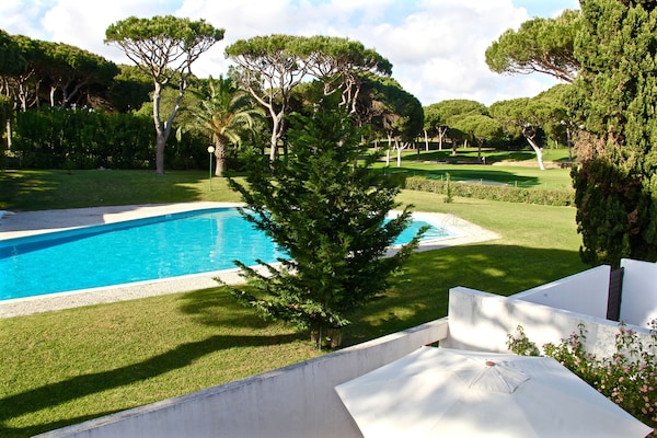 Maison Moderne, Confortable Et Luxueuse Située Le Long Du Parcours De Golf Avec Wi-fi Gratuit, Vilamoura - Quarteira