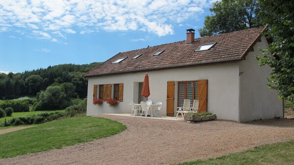 Large Individual Quiet House Near The Woods, Pedestrian And Mountain Bike Paths - Morvan