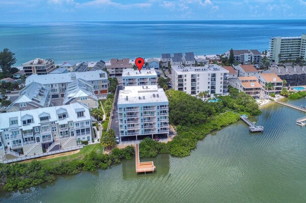 Gran Intracoastal Condo Con Acceso A Playa Privada - Indian Shores, FL