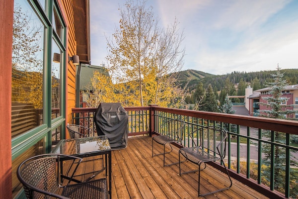 Luxury Condo W/underground Parking. Only Minutes From Slopes. Shared Hot Tub - Winter Park, CO