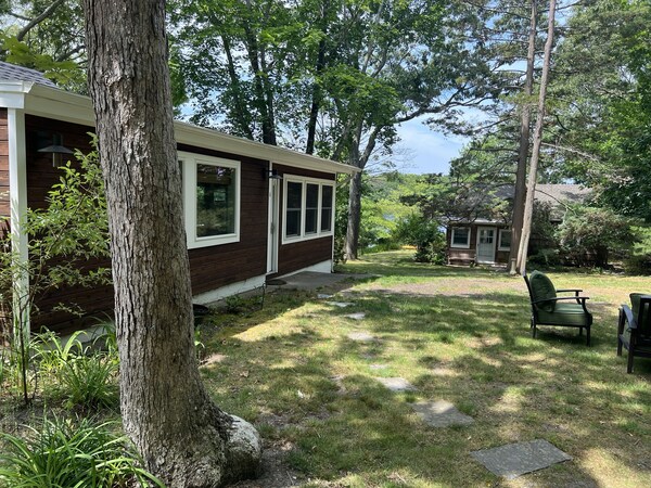 Adirondacks Meets The Hamptons By 85 Acre Fresh Water Lake +Piano - Pindar Vineyards, Peconic