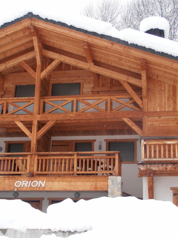 Chalet-apartment Mit Atemberaubenden Aussichten - Champéry