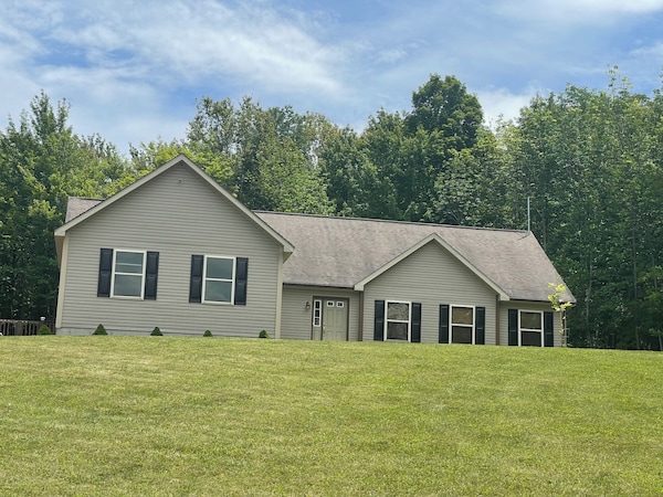 Experience East Meredith Charm Near Cooperstown Fields - Davenport, NY