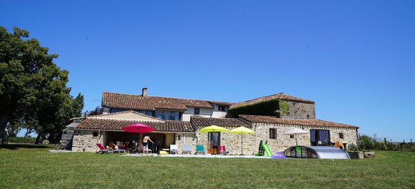 Grand Corps De Ferme  Avec Piscine Chauffée Jusqu'a 14 Pesonnes En Exclusivitée - Tarn