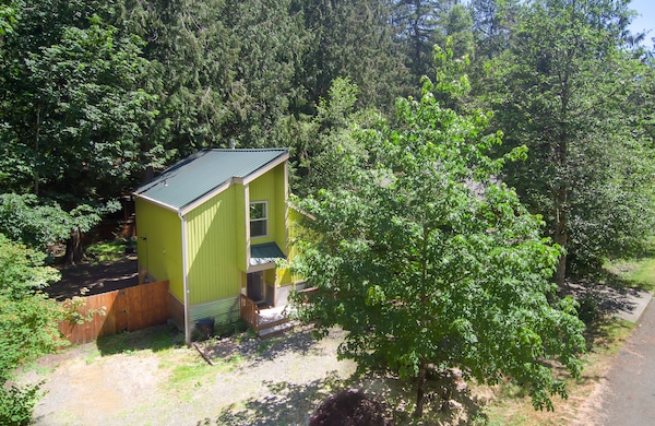 The Pickle Cabin Mt Hood - Hot Tub/fire Pit/pool/tennis/wifi/parking - Oregon