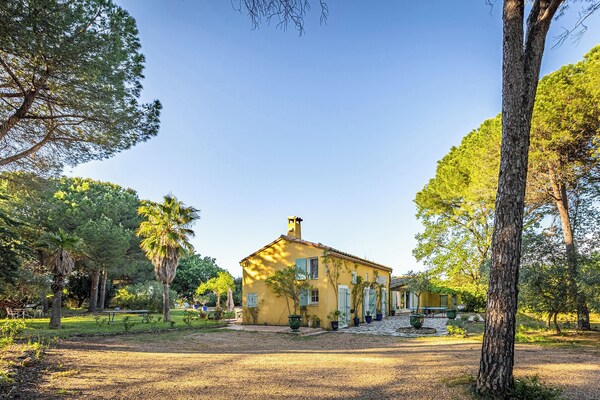 La Pinède: Character House In The Vineyards - Pézenas