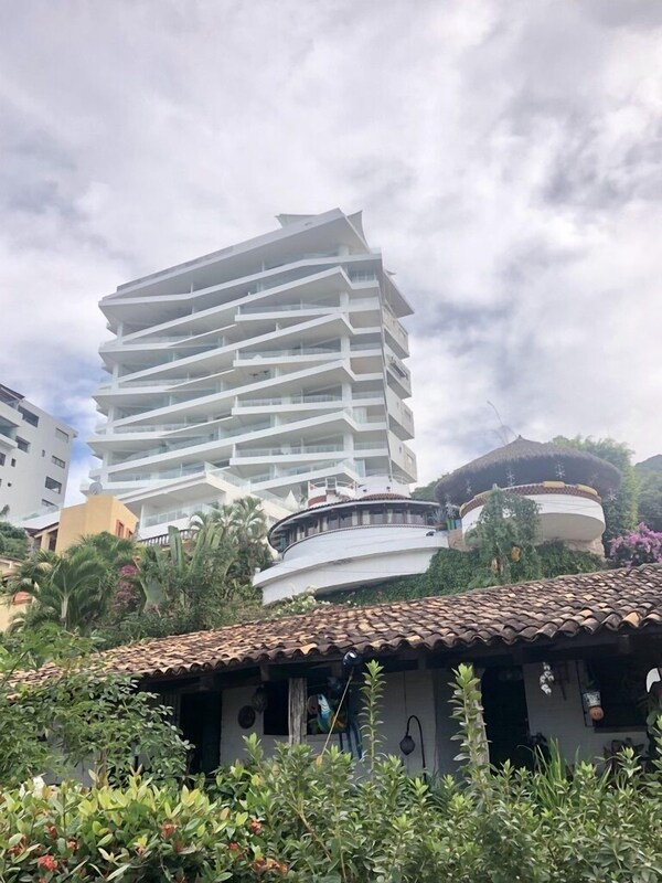 Indah Skies #7d By Sayan, Conchas Chinas, Custom!! 46 Private Residences, Staff - Puerto Vallarta