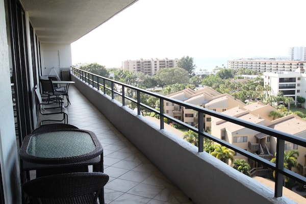 Lujoso Condominio De 2400 Pies Cuadrados Vistas Espectaculares, Balcón De 70 Pies, Wifi Gratuito - Sarasota, FL