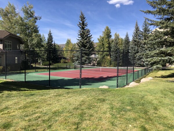 Beaver Creek Resort Fairways Residence - Avon, CO