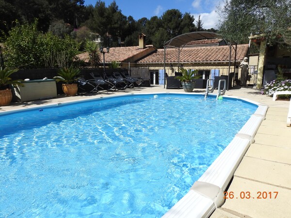 Villa Avec Piscine Sécurisée, Plages Et Calanques, Proche De Cassis (6 Pers Max) - Aubagne