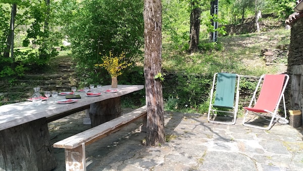 Les Mazades, Gîte Au Dessus De La Cèze Labellisé Esprit Parc National - Villefort