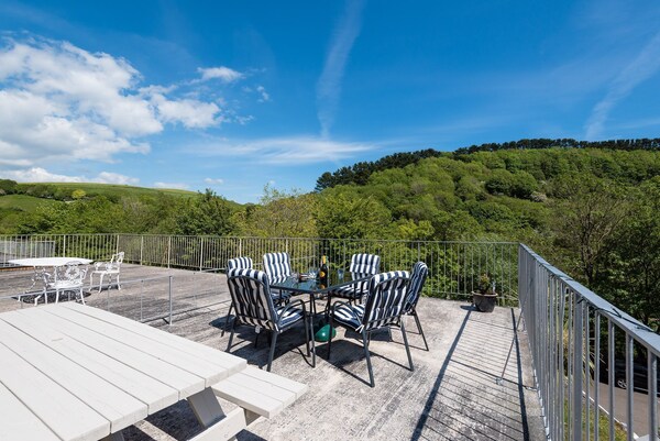 Moderne Villa Mit Herrlichem Meerblick. - Looe