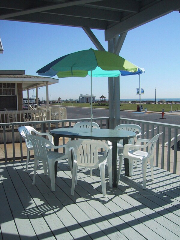 Face à L'océan! Du Plaisir Pour Toute La Famille Dans Cette Maison De Plage De 5 Chambres - Ocean Grove, NJ