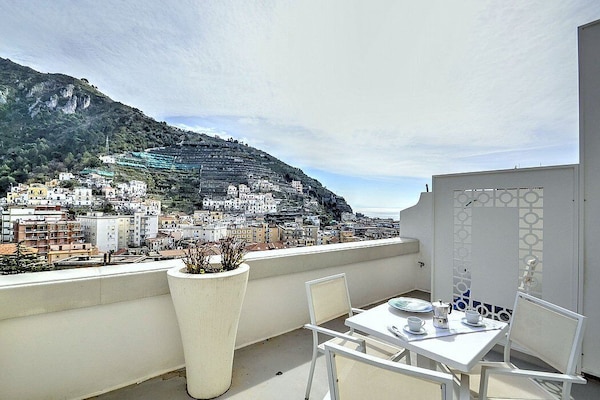 Casa Armina: A Characteristic And Welcoming Independent House Situated A Few Minutes From The Town Center, With Free Wi-fi. - Maiori