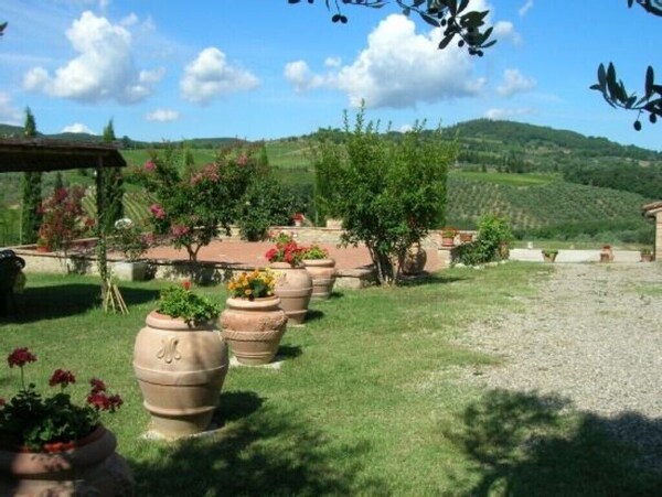 Appartement Vert - 1 Km De San Gimignano Avec Piscine Et Wi-fi - Toscane
