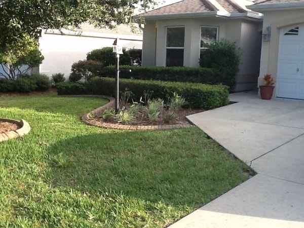 Beautiful 3 Br Designer Home In Sunset Pointe - The Villages, FL