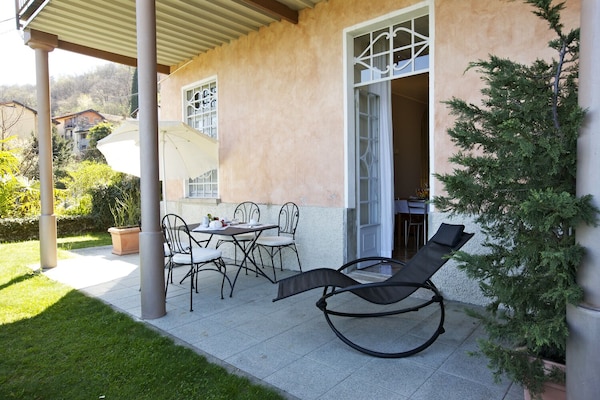 2-room Corner Apartment With Terrace And Garden In An Art Nouveau Villa With Communal Pool - Verbania