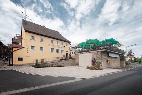 Gemütlich Eingerichtete Ferienwohnung Mit Zwei Getrennten Schlafzimmern - Volkach