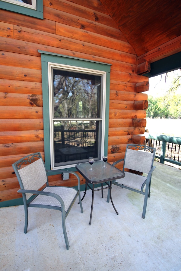 Cabin In Texas Hill Country, Canyon Lake Texas\nwinter Texans Welcome! - Canyon Lake, TX