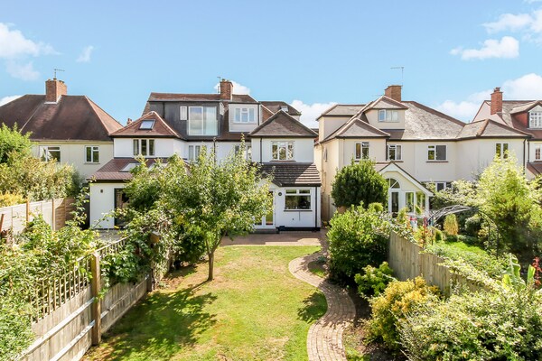 Spacious Family Home Near City Centre - Oxford