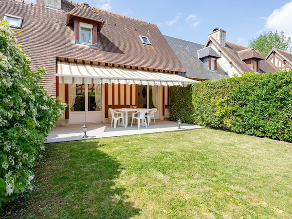 Domaine De Clairefontaine By Interhome - Deauville