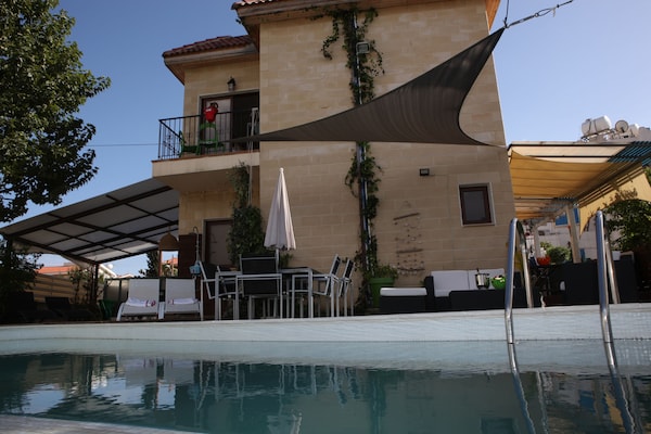 Villa Conviviale Et Familiale Près De La Plage - Protaras