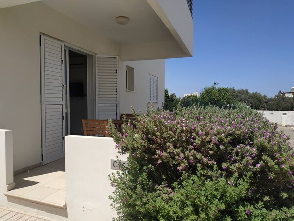 Cosy Appt In A Luxury Resort With 3 Common Pools - Nissi Beach