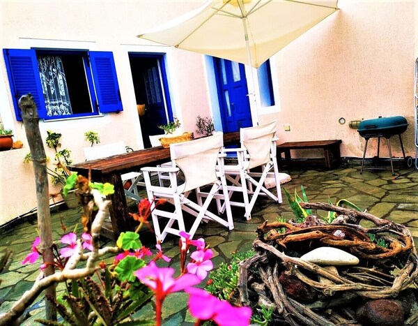 Casa Cueva Bioclimática - Vothonas Traditional Village - Santorini
