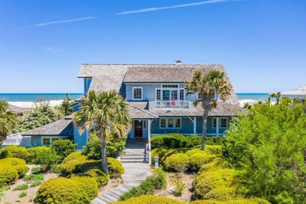 Tipsy Turtle Delights With Three Floors Of Oceanfront Luxury! - Bald Head Island, NC