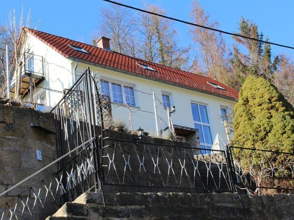 Appartement "Große Stube", Wohn-/schlafraum - Festung Märcz - Dresden