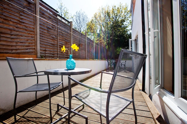 Charming Garden Apt., Close Central London - Finchley - London