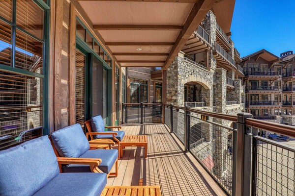 Great Bear Lodge 302 Platinum Slopeside Luxury - Tahoe City, CA