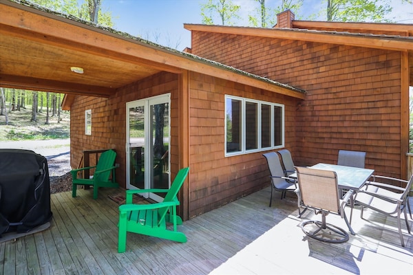 Maple Lodge Beautiful Contemporary Home Right In The Middle Of Hiker Heaven! - Canaan Valley, WV