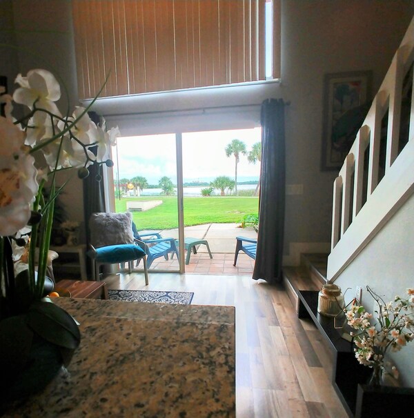 Airy Villa Near Attractions Lake View Sunsets - Winter Garden, FL