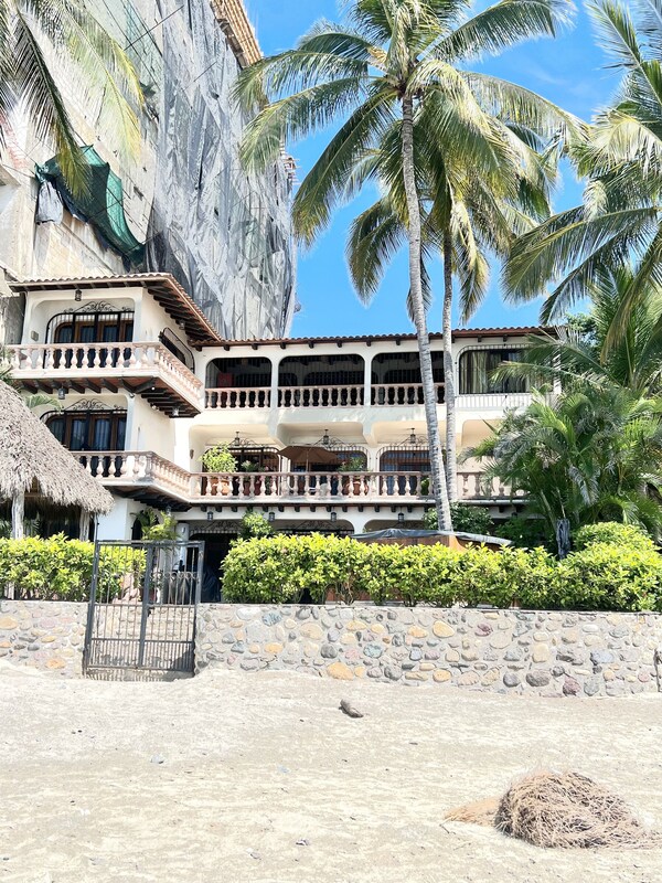 Spectacular Casa Coco, Private Beachfront Villa In Vallarta/bucerias, Mexico - La Cruz de Huanacaxtle