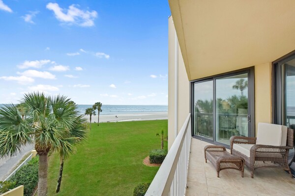 Oceanfront 3 Br/3 Ba At The Beautiful King And Prince Resort - St. Simons Island, GA
