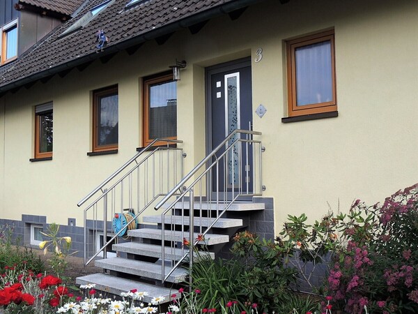 Gemütliche Ferienwohnung (92qm) Mit Voll Ausgestatteter Küche - Zirndorf