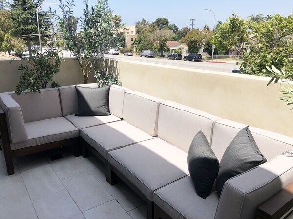 Modern 3 Bedroom Townhouse 5 Mins From Venice - Los Angeles, CA
