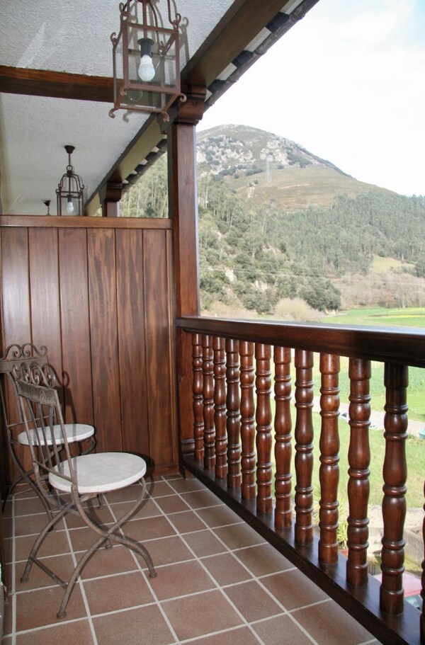 Apartamentos La Bardenilla Pour 4 Personnes - Cabrales