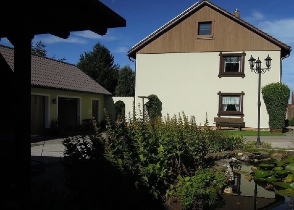 Moderne 40qm Ferienwohnung Mit Voll Ausgestatteter Küche - Waldsassen