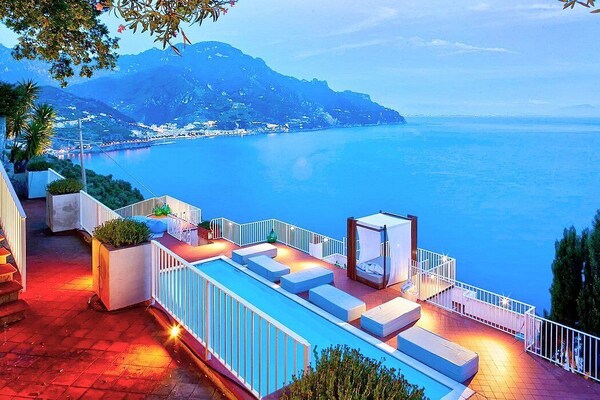 Villa Milena: A Splendid And Luminous Two-story Villa Located On The High Coast In Front Of The Sea, With Free Wi-fi. - Maiori