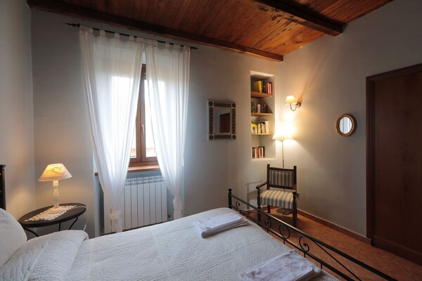 Appartamento In Agriturismo Per Famiglie Con Piscina. - Sutri