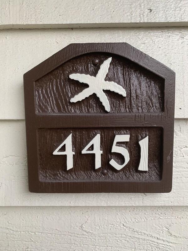 Old Shorewalk Top Floor W/vaulted Ceilings & Lake View Lanai W/1 K, 1 Q & Q Sofa - Sarasota, FL